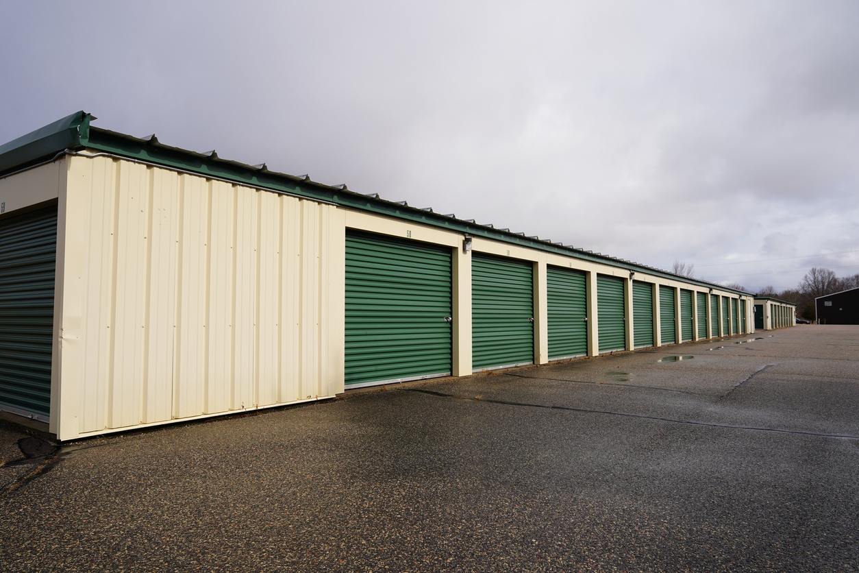Business Uses for Drive-Up Storage Units | Absolute Storage Management